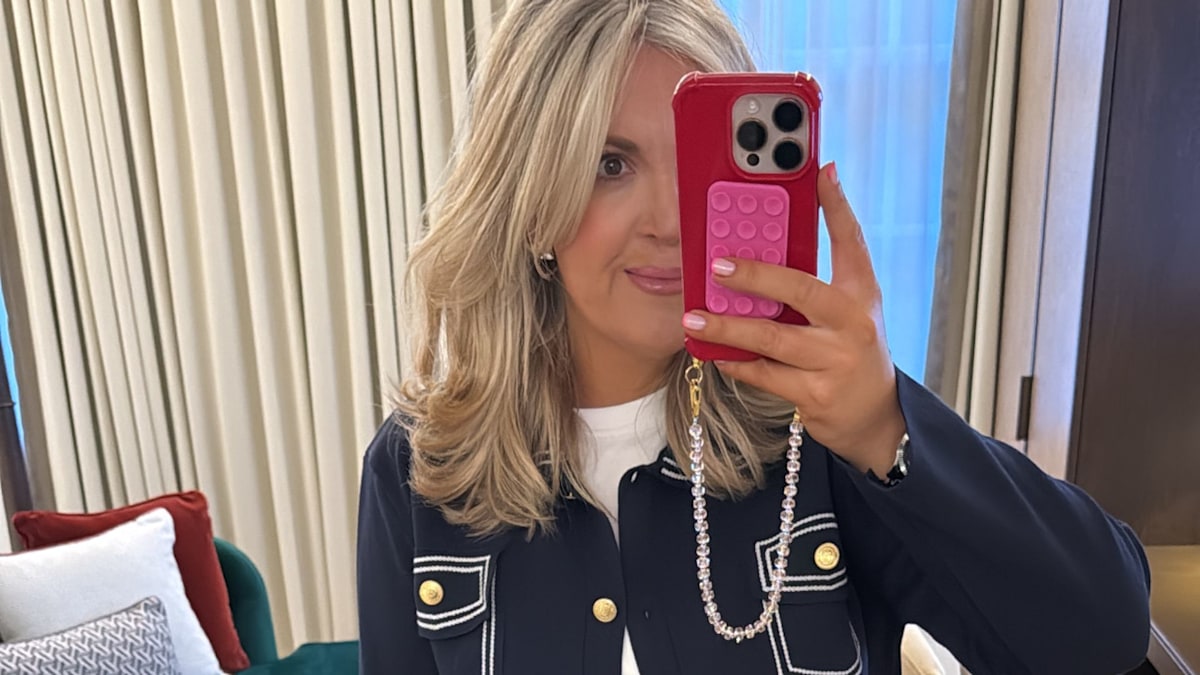 Je suis moyen, j'ai 41 ans et j'adore la mode - c'est la formule de ...